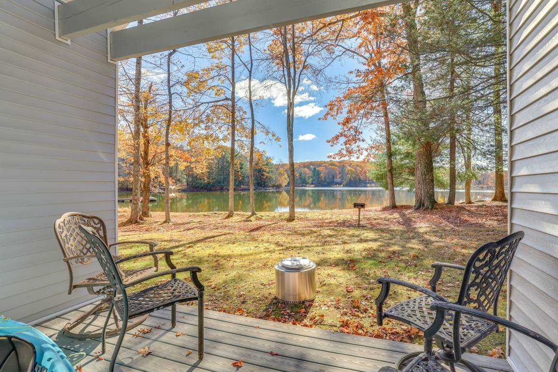 92 M² Apartment ∙ 2 Bedrooms ∙ 6 Guests - Lake Wallenpaupack, PA