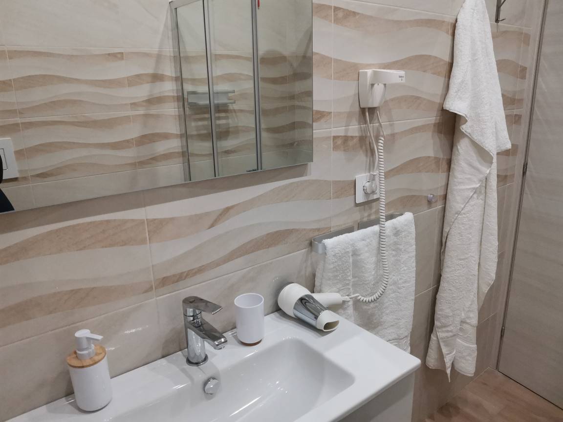 39 M² Appartamento Vacanza ∙ 1 Camera Da Letto ∙ 4 Ospiti - Crotone