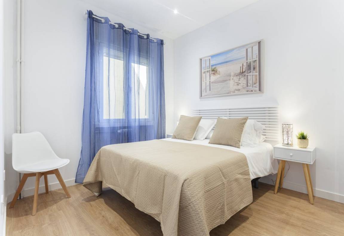 80 M² Apartamento ∙ 3 Habitaciones ∙ 8 Huéspedes - Leganés