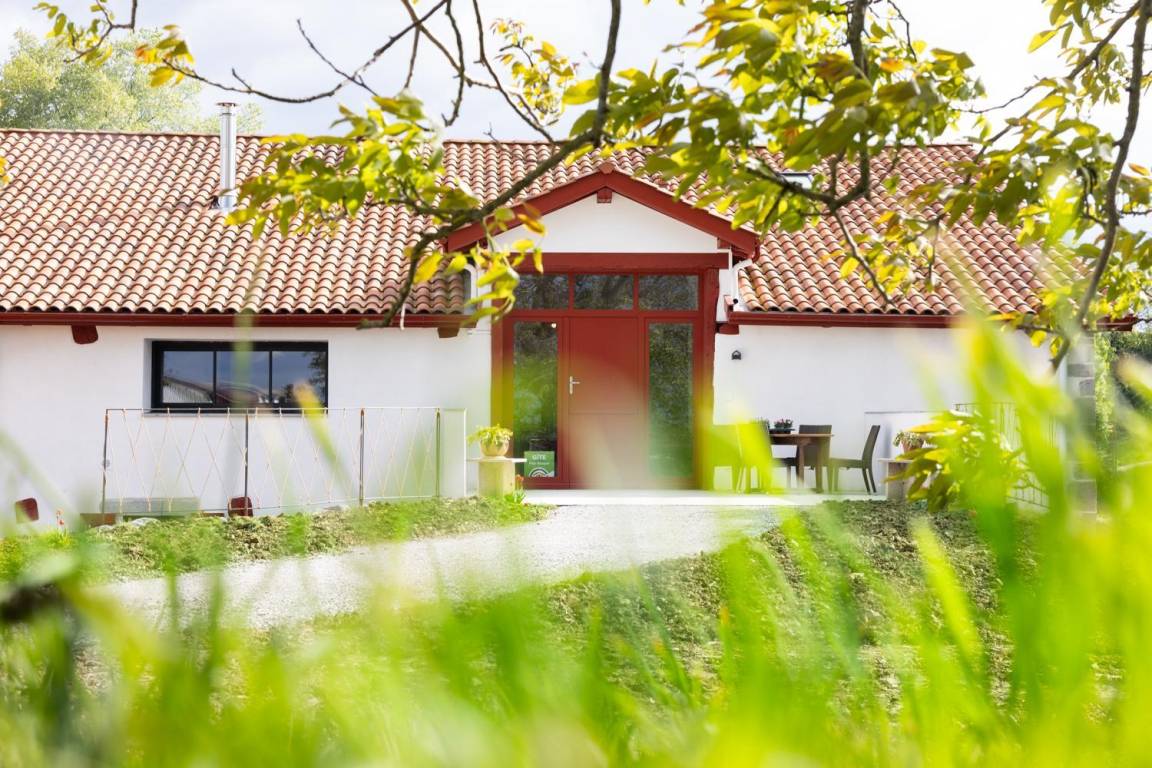 85 M² Gîte ∙ 2 Chambres ∙ 4 Personnes - Pyrénées-Atlantiques