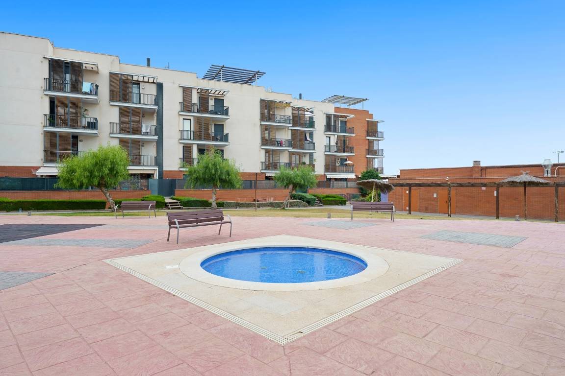 110 M² Apartment ∙ 3 Bedrooms ∙ 6 Guests - Vilanova i la Geltrú