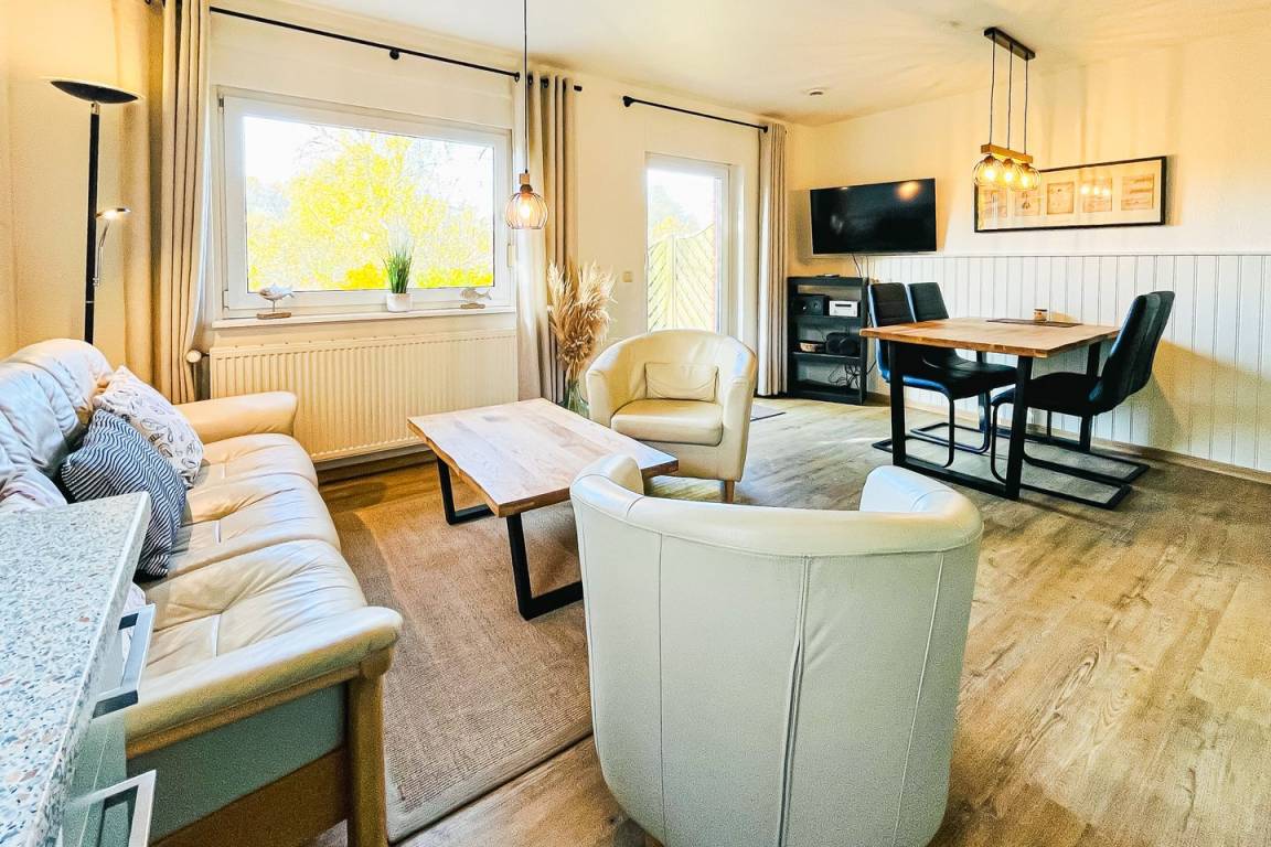 63 M² Ferienhaus ∙ 2 Schlafzimmer ∙ 4 Gäste - Ostseebad Boltenhagen