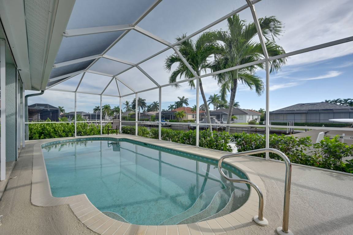 165 M² House ∙ 3 Bedrooms ∙ 6 Guests - Marco Island, FL