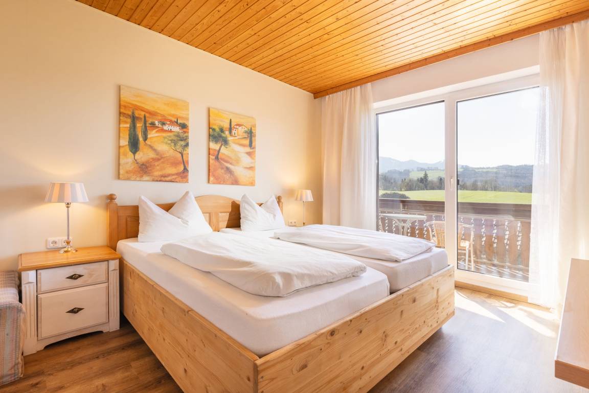 21 M² Ferienwohnung ∙ 1 Schlafzimmer ∙ 2 Gäste - Stephanskirchen