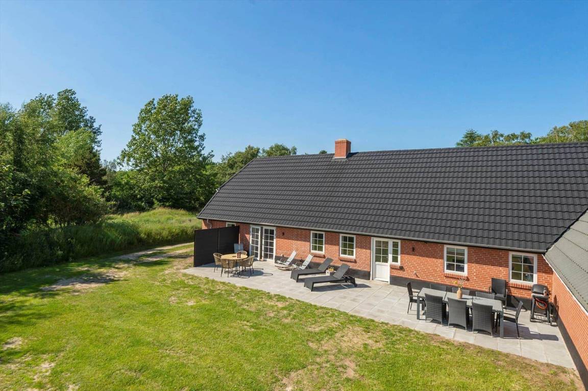 122 M² Ferienwohnung ∙ 4 Schlafzimmer ∙ 8 Gäste - Blåvand