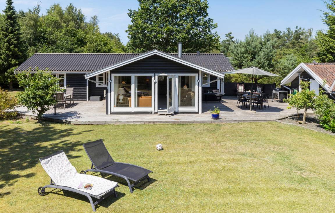 93 M² Maison De Vacances ∙ 4 Chambres ∙ 6 Personnes - Ebeltoft