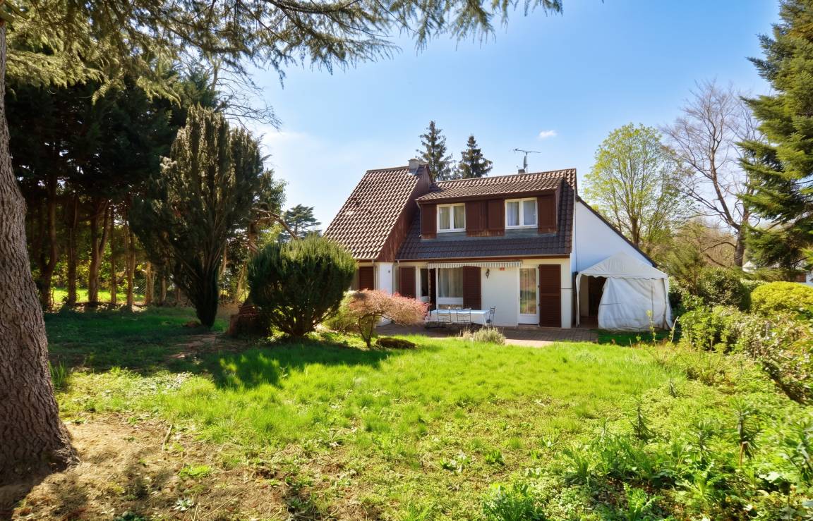 115 M² Maison De Vacances ∙ 3 Chambres ∙ 6 Personnes - Pontault-Combault