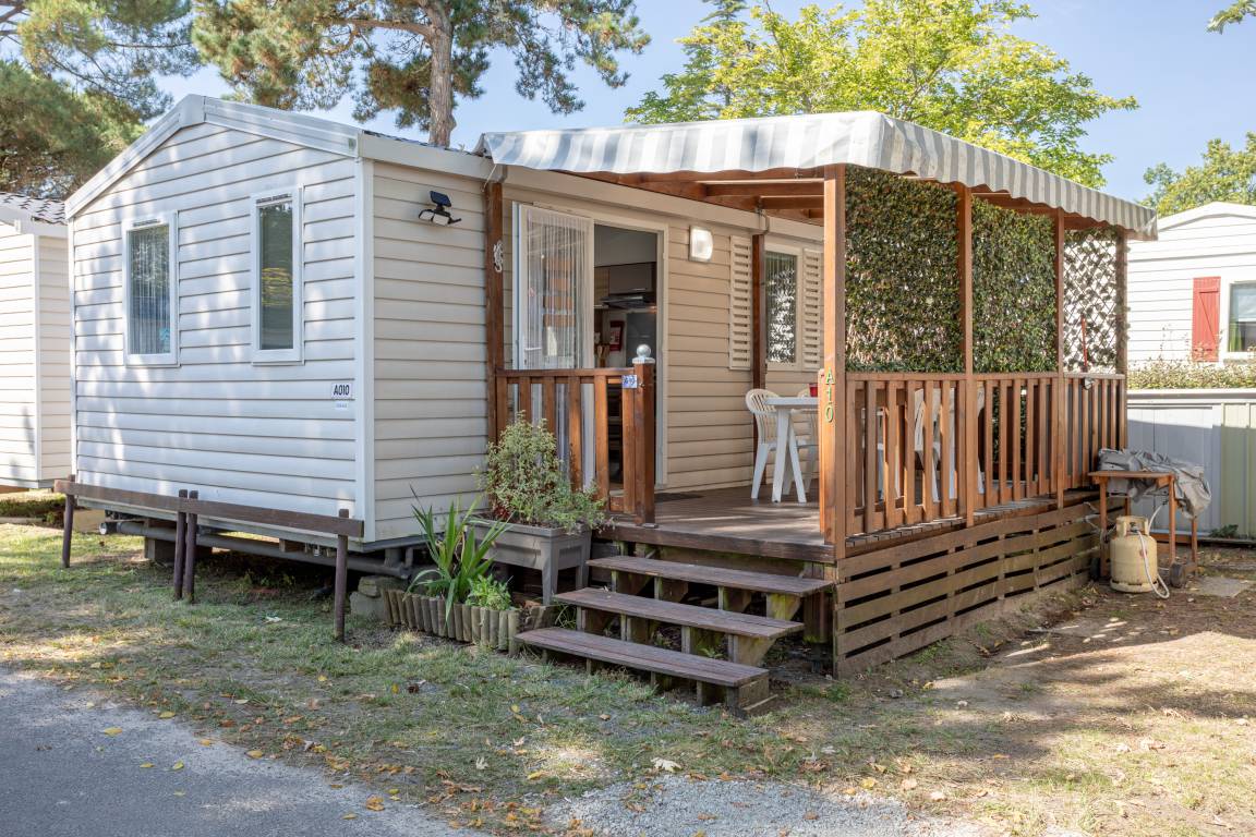 29 M² Camping ∙ 2 Chambres ∙ 4 Personnes - Beauvoir-sur-Mer