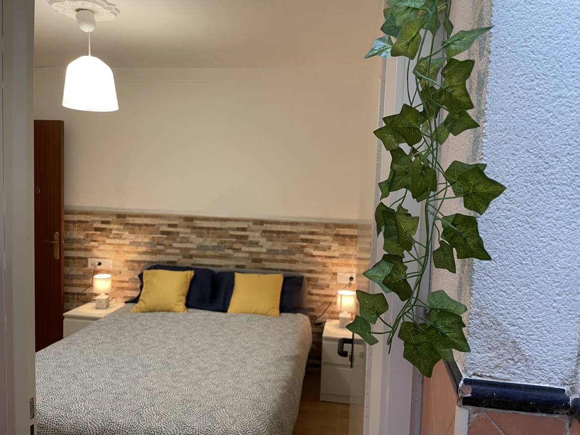 55 M² Apartment ∙ 2 Bedrooms ∙ 4 Guests - San Fernando, Spain