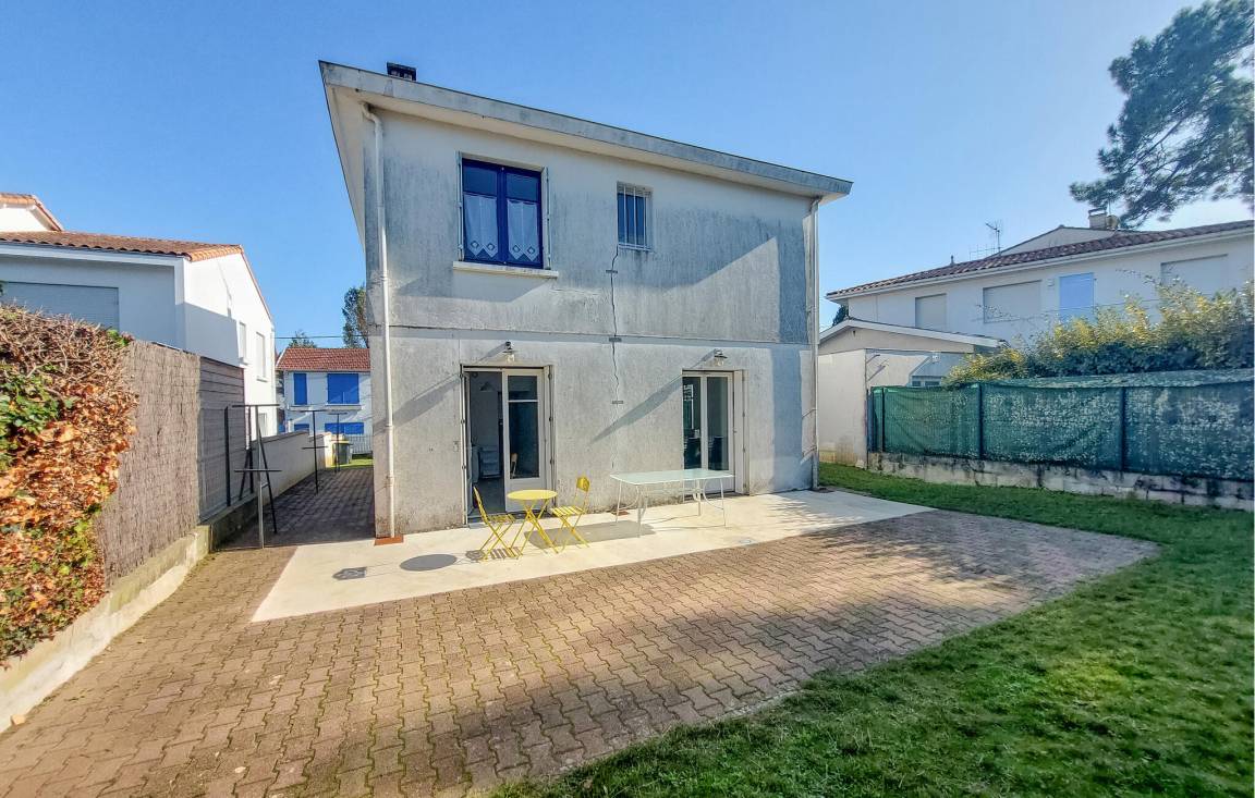 119 M² Maison De Vacances ∙ 4 Chambres ∙ 8 Personnes - Royan