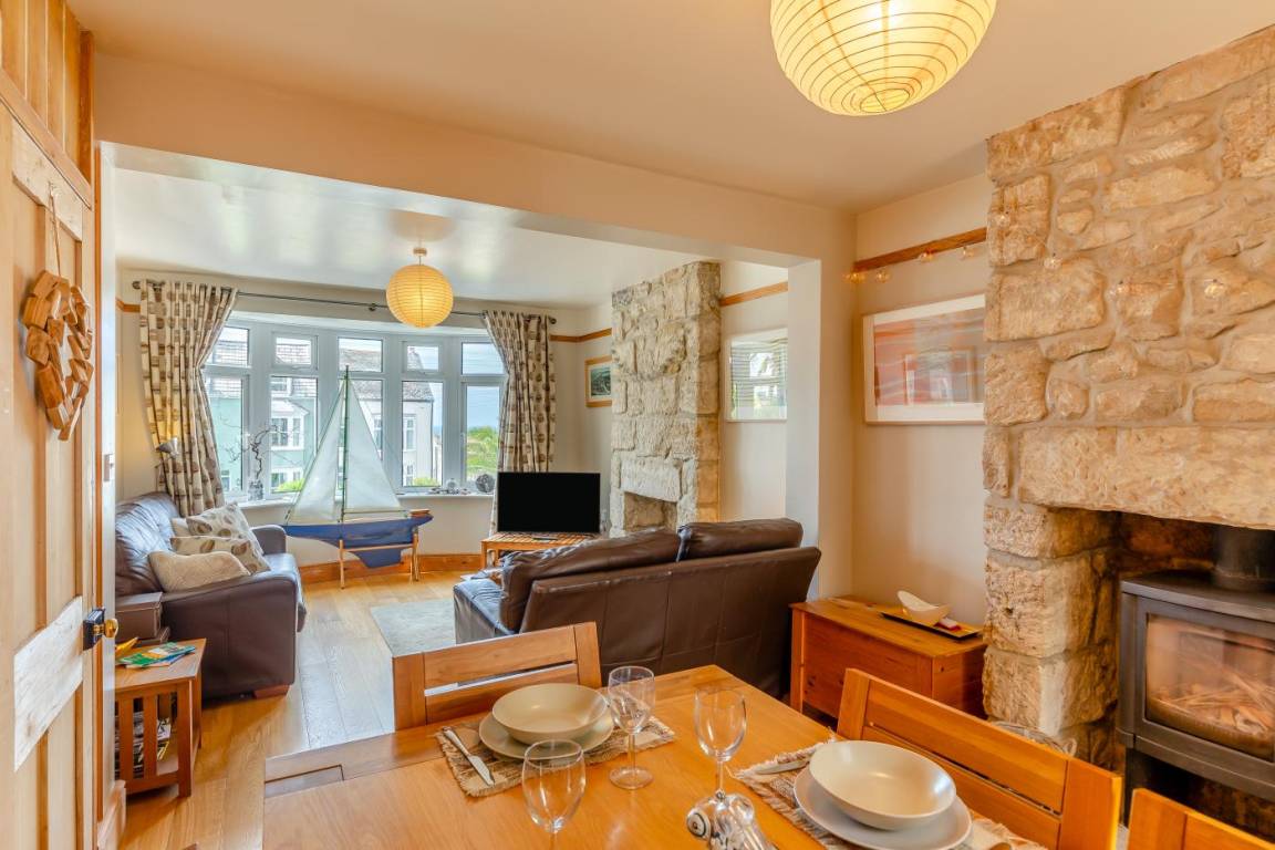 Cottage ∙ 3 Bedrooms ∙ 6 Guests - Weymouth
