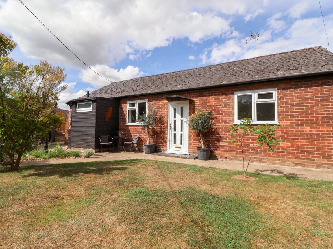 Cottage ∙ 3 Bedrooms ∙ 6 Guests - Woodbridge, UK