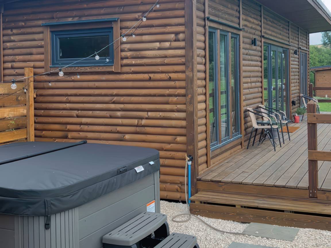 Cottage ∙ 2 Bedrooms ∙ 4 Guests - Chard