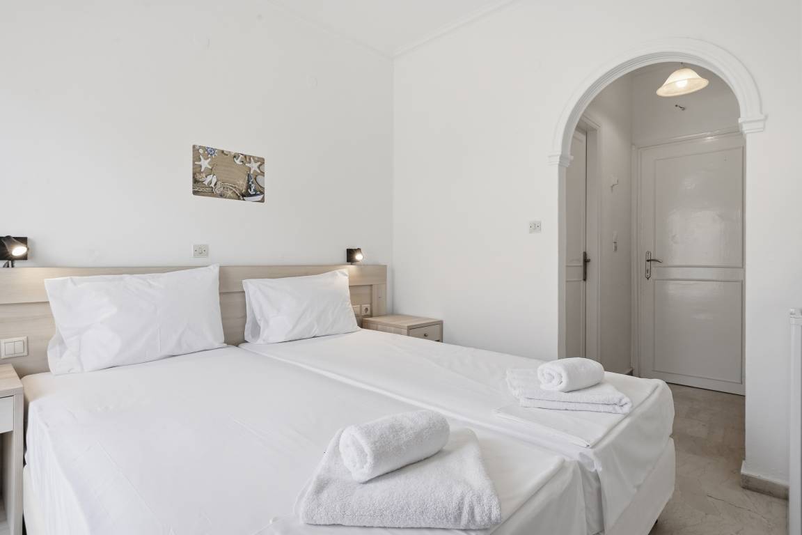 20 M² Chambre D'hôtes ∙ 1 Chambre ∙ 2 Personnes - Corfu