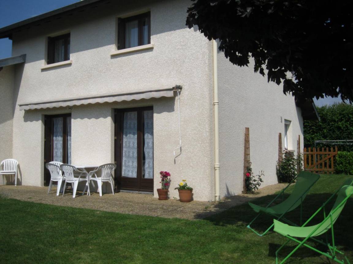 100 M² Gîte ∙ 3 Chambres ∙ 6 Personnes - Bourg-en-Bresse