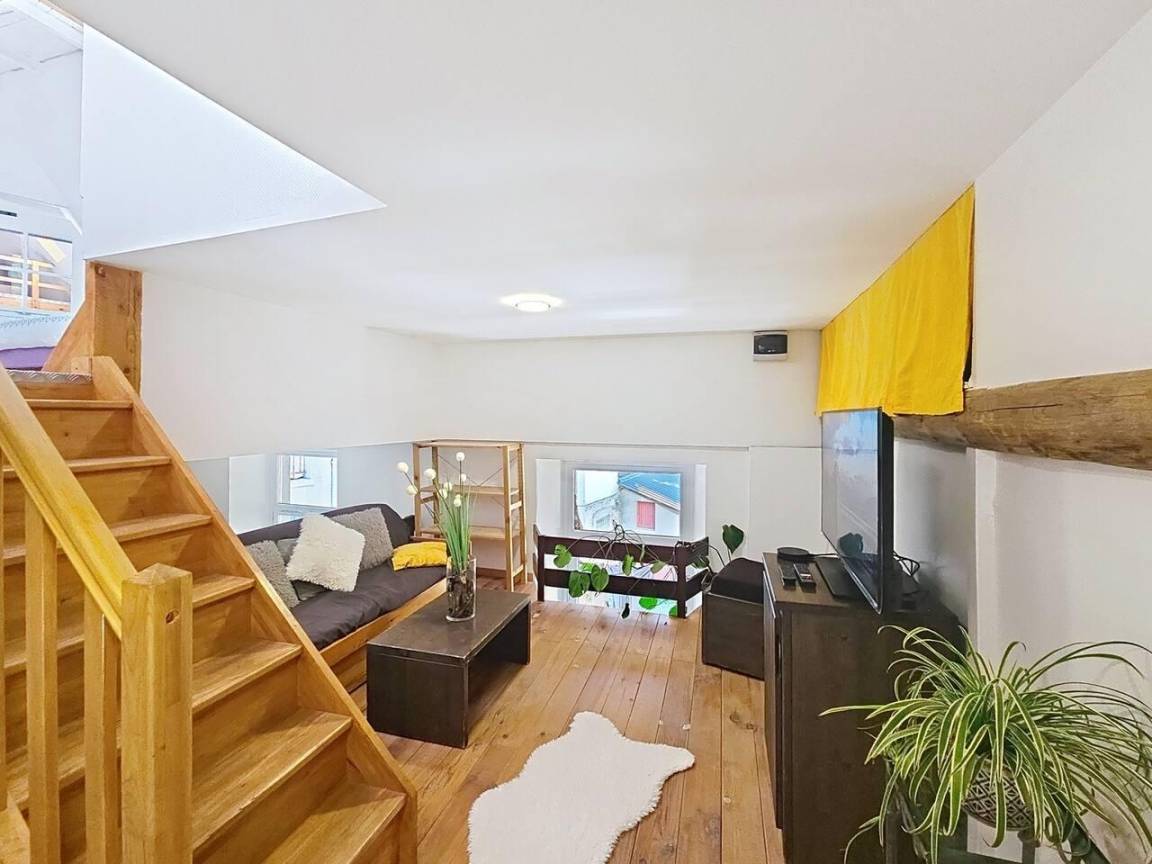 100 M² Mökki ∙ 3 Makuuhuonetta ∙ 6 Vierasta - Payolle