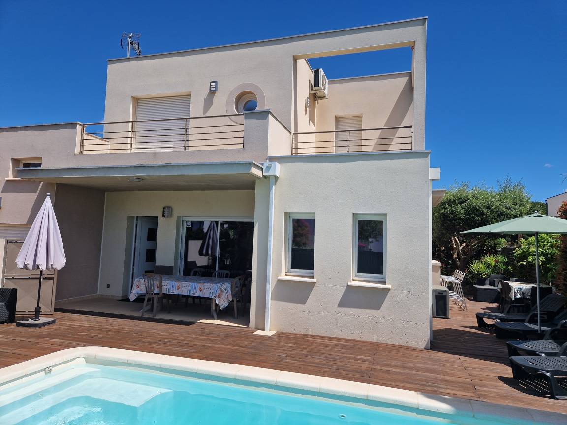 Maison De Vacances ∙ 5 Chambres ∙ 10 Personnes - Le Grau d'Agde