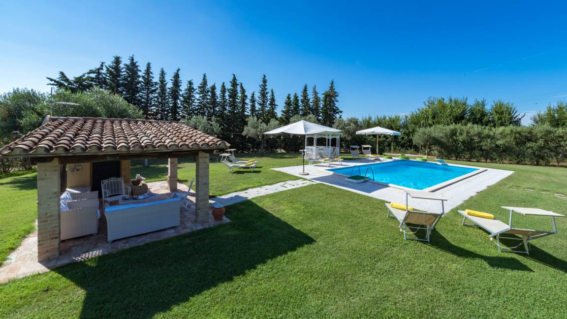 180 M² Casa ∙ 4 Habitaciones ∙ 8 Huéspedes - Fermo