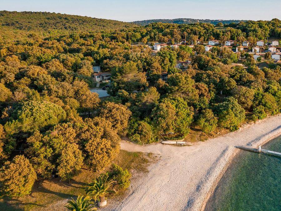 Caravan ∙ 2 Bedrooms ∙ 6 Guests - Fažana