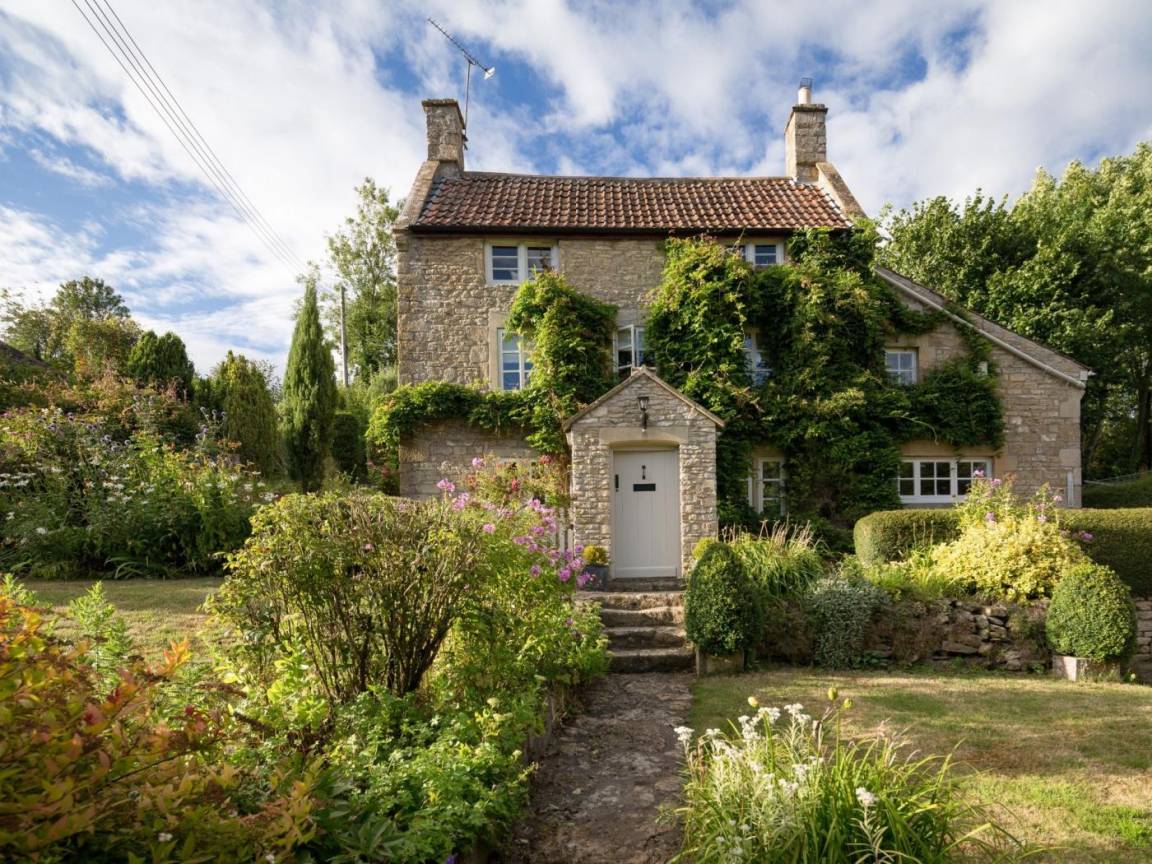 Cottage ∙ 3 Bedrooms ∙ 6 Guests - Bradford-on-Avon