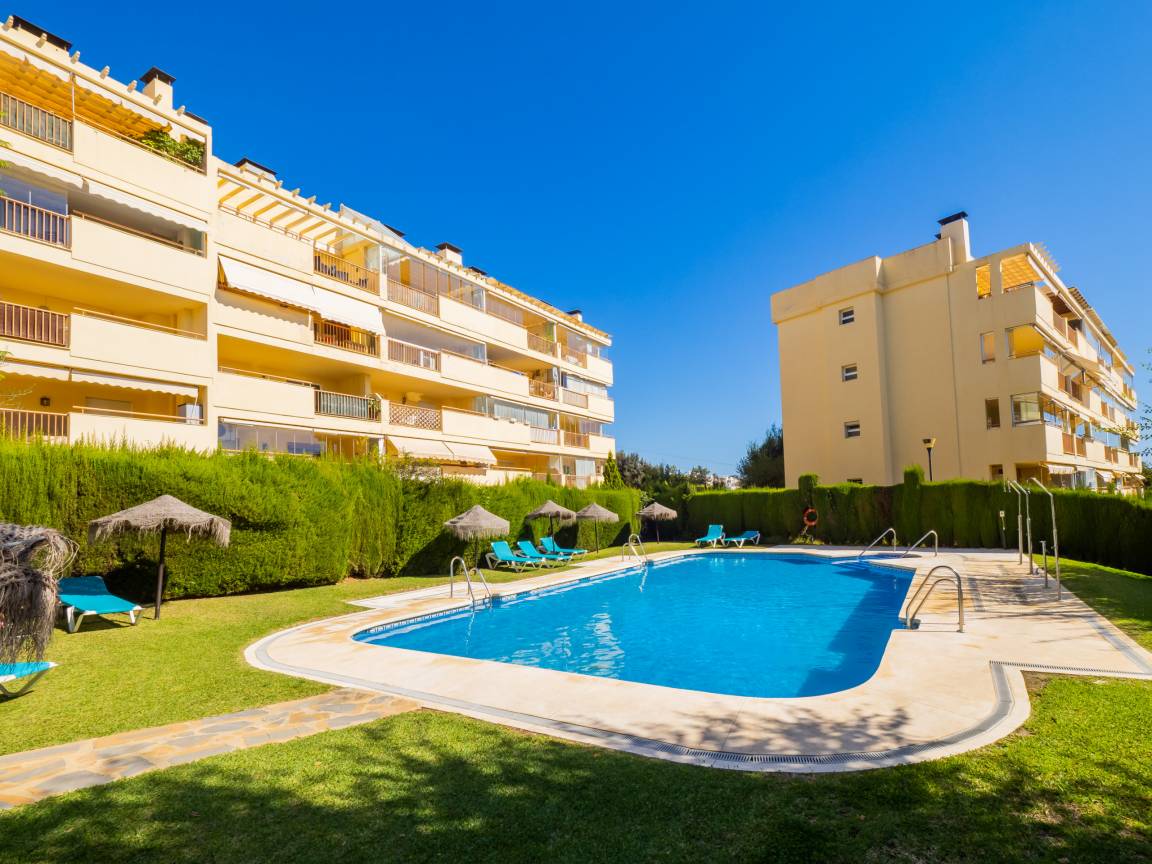 63 M² Apartamento ∙ 2 Habitaciones ∙ 6 Huéspedes - Calahonda