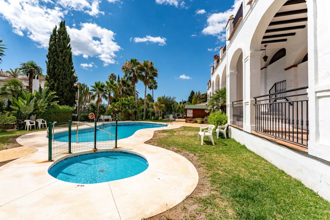 100 M² Apartamento ∙ 2 Habitaciones ∙ 4 Huéspedes - Mijas