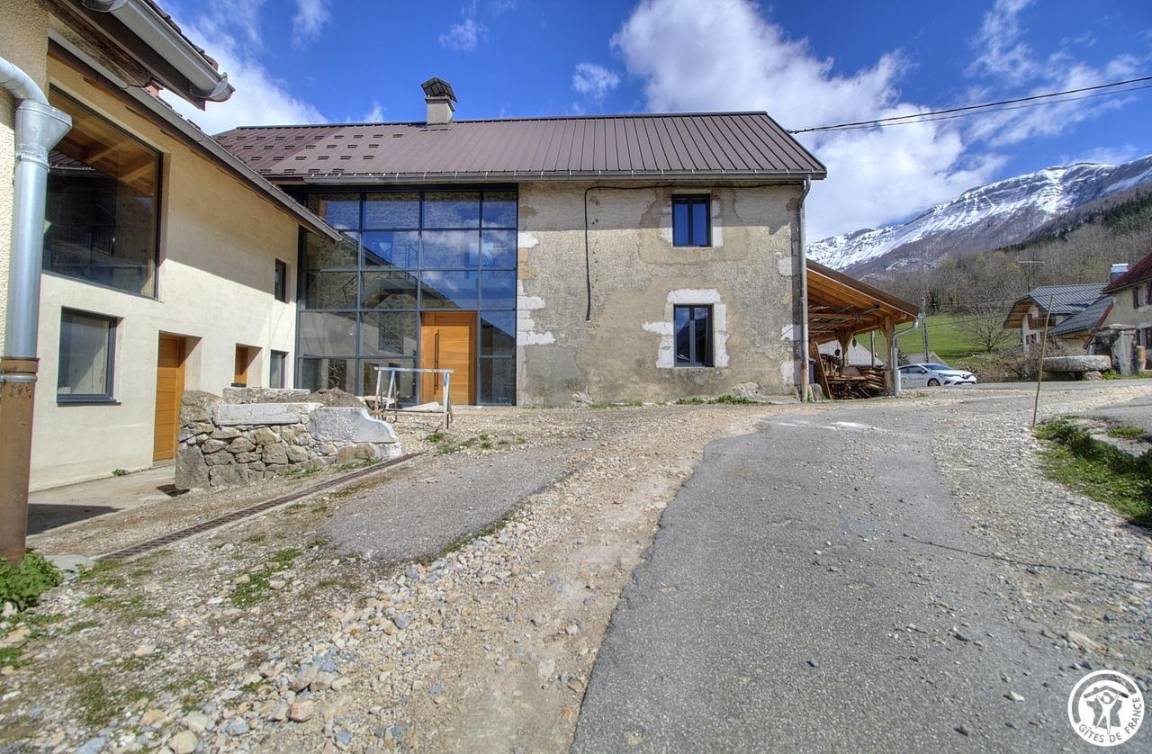 250 M² Gîte ∙ 6 Slaapkamers ∙ 15 Gasten - Confort