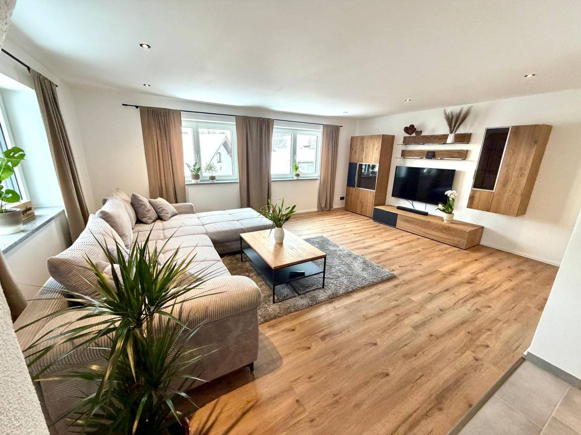 120 M² Apartment ∙ 3 Bedrooms ∙ 6 Guests - Deggendorf