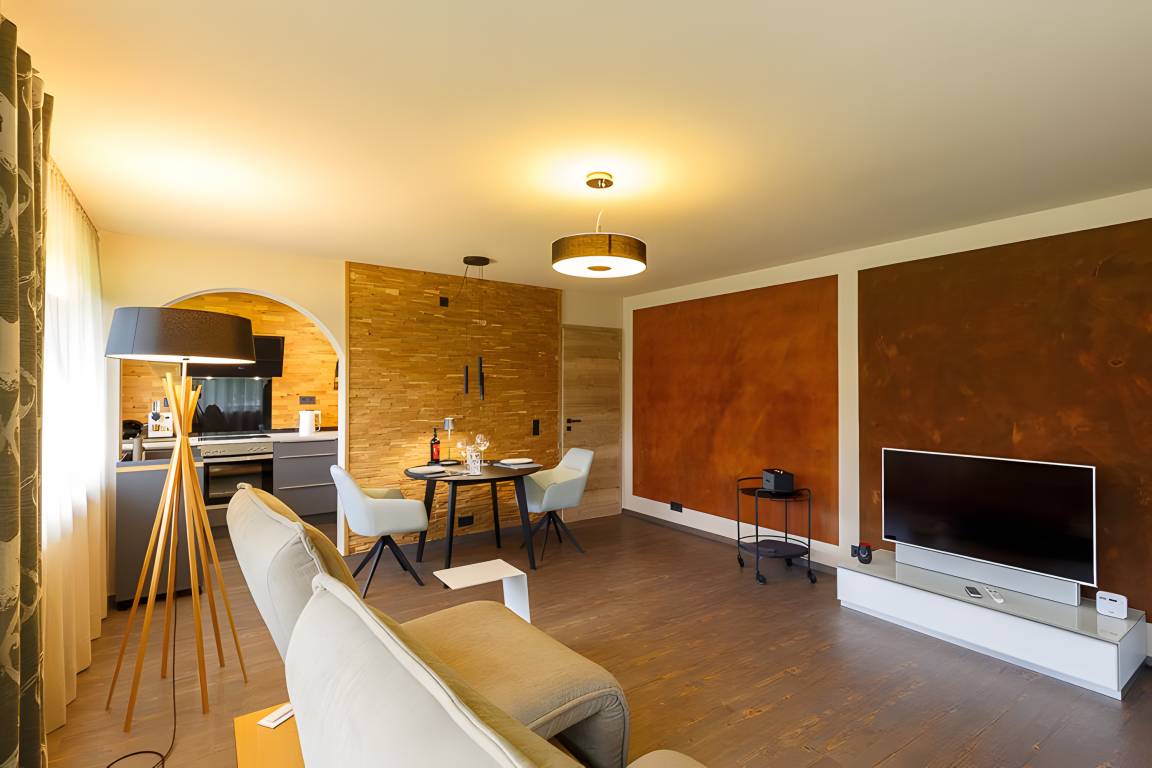 70 M² Ferienwohnung ∙ 1 Schlafzimmer ∙ 2 Gäste - Lenzkirch