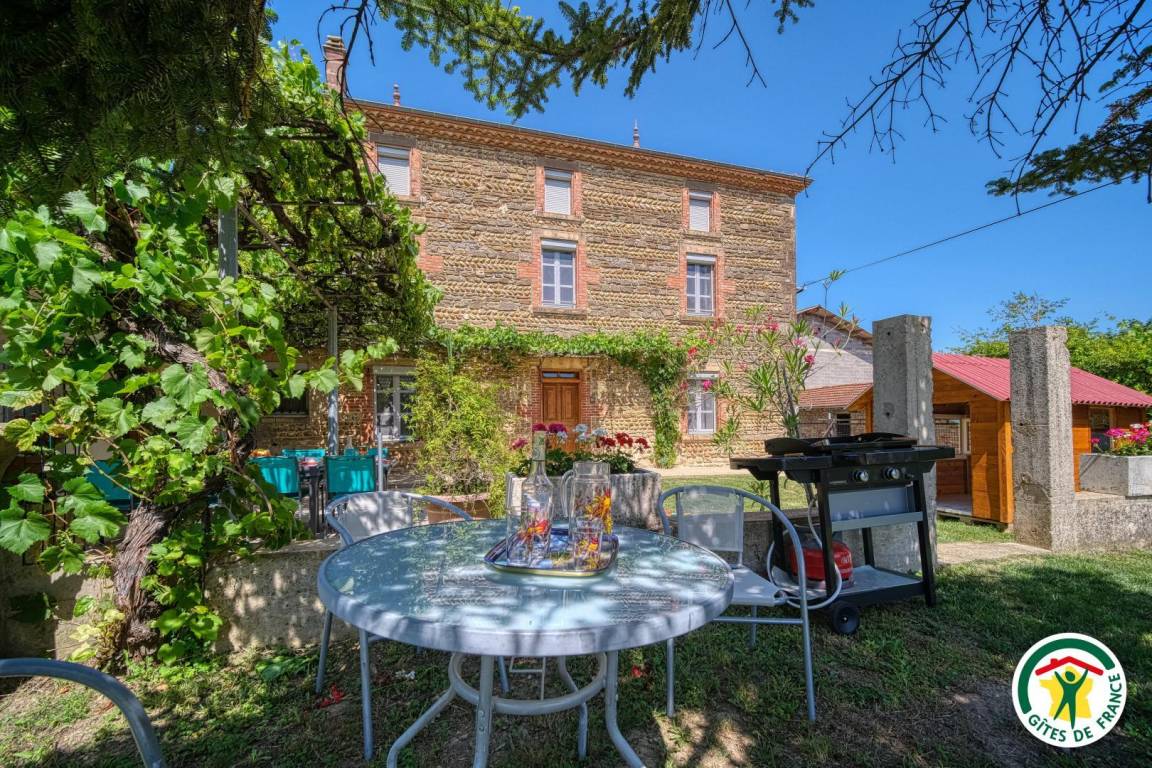120 M² Gîte ∙ 3 Chambres ∙ 6 Personnes - Hauterives