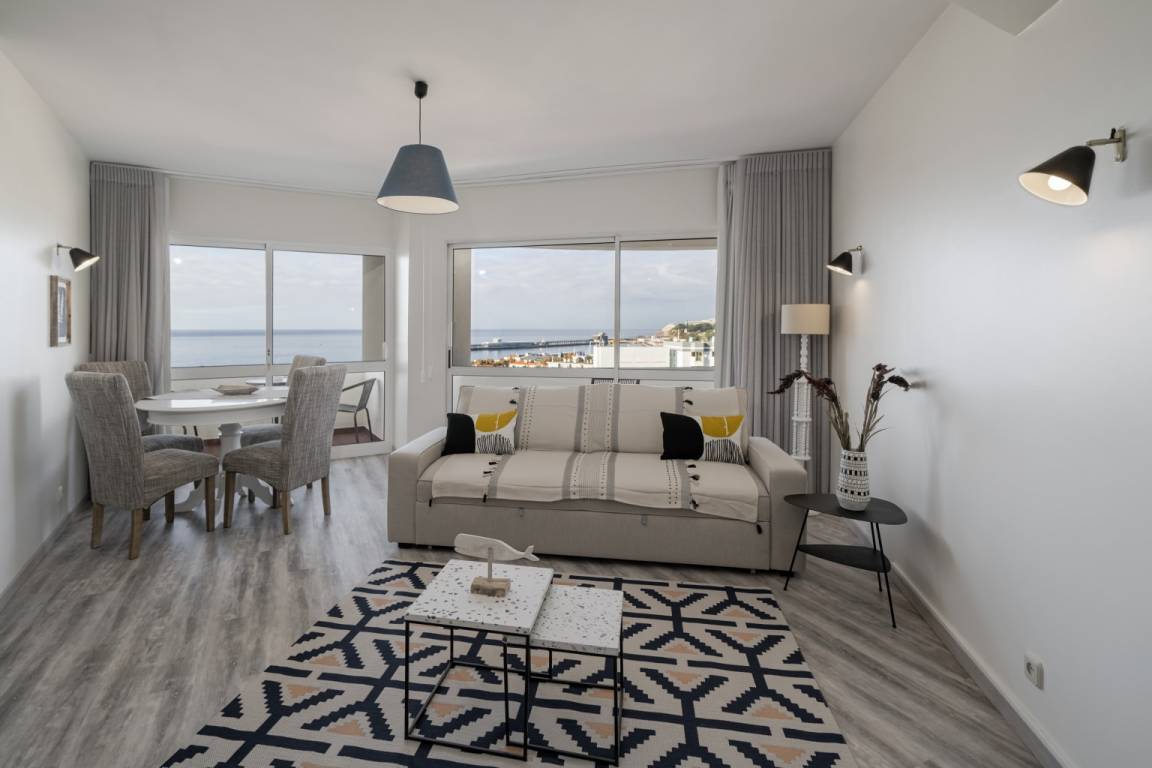 100 M² Apartment ∙ 1 Bedroom ∙ 4 Guests - Funchal