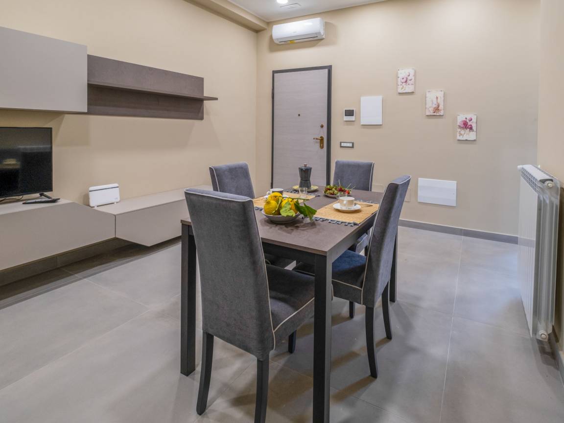 60 M² Apartment ∙ 2 Bedrooms ∙ 5 Guests - Sant'Agnello