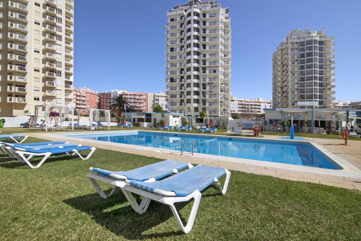 80 M² Appartement ∙ 2 Chambres ∙ 6 Personnes - Armação de Pêra