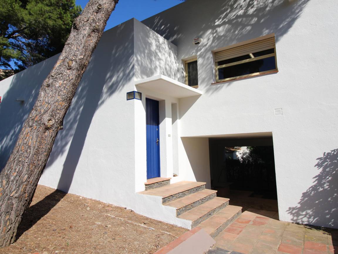 80 M² Ferienhaus ∙ 3 Schlafzimmer ∙ 8 Gäste - Llançà