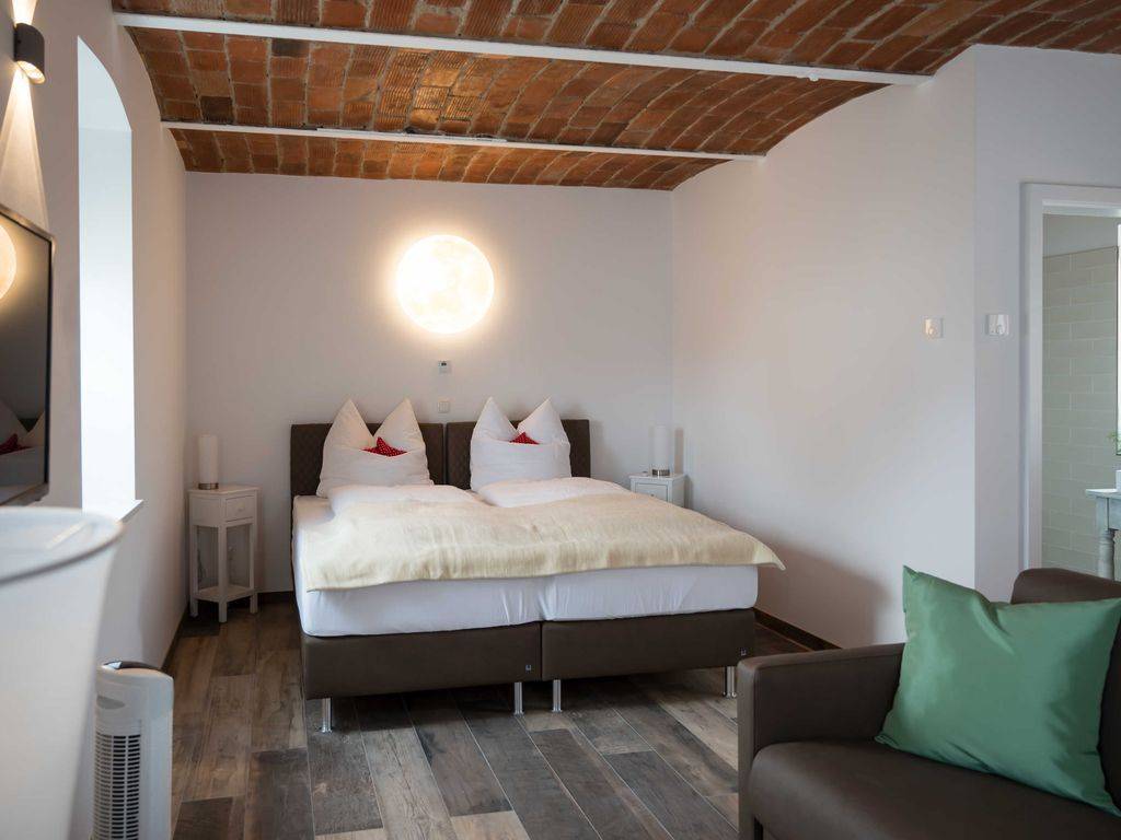 32 M² Ferienwohnung ∙ 1 Schlafzimmer ∙ 4 Gäste - Herzberg (Elster)