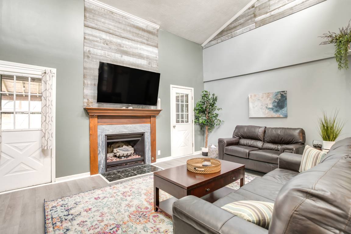 157 M² House ∙ 4 Bedrooms ∙ 9 Guests - Indian Lake, OH