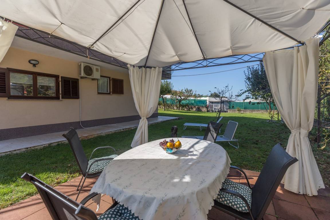 80 M² Apartment ∙ 2 Bedrooms ∙ 5 Guests - Vrsar
