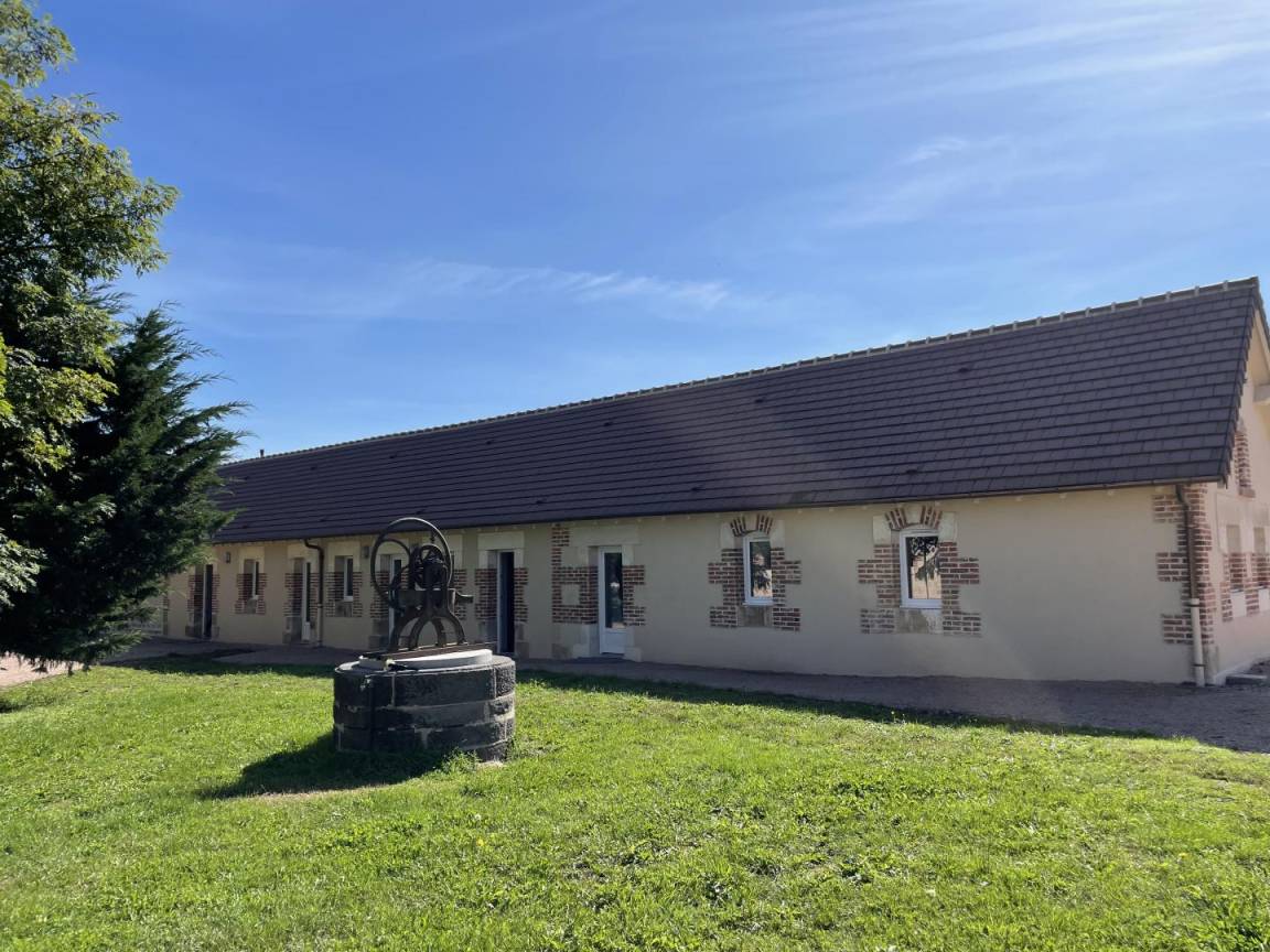 70 M² Gîte ∙ 2 Chambres ∙ 4 Personnes - Dompierre-sur-Besbre