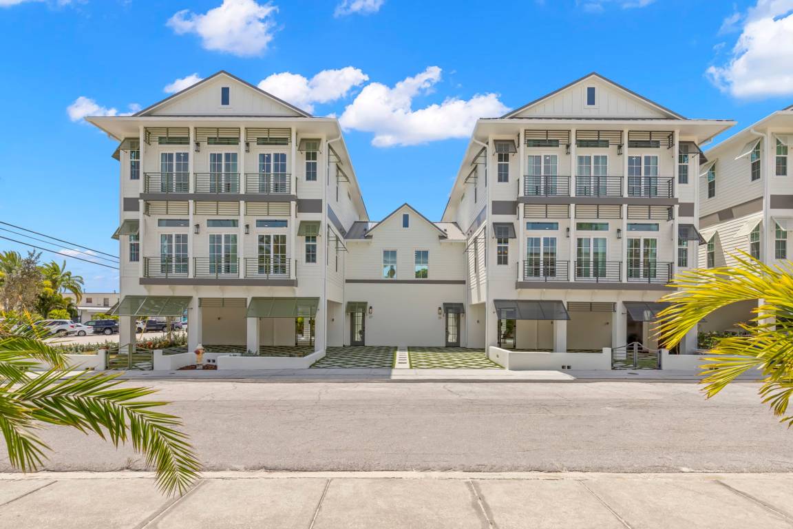 Maison De Vacances ∙ 12 Chambres ∙ 28 Personnes - Clearwater Beach