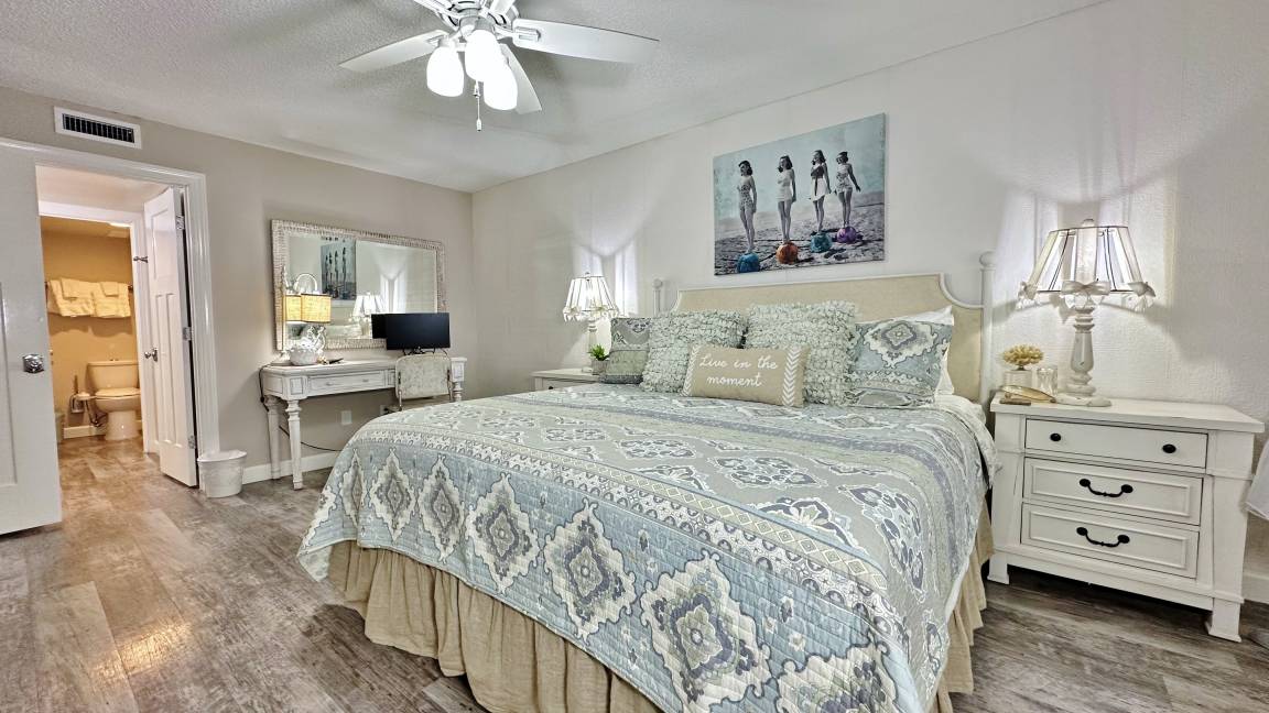 138 M² Condo ∙ 2 Bedrooms ∙ 6 Guests - Indian Rocks Beach, FL