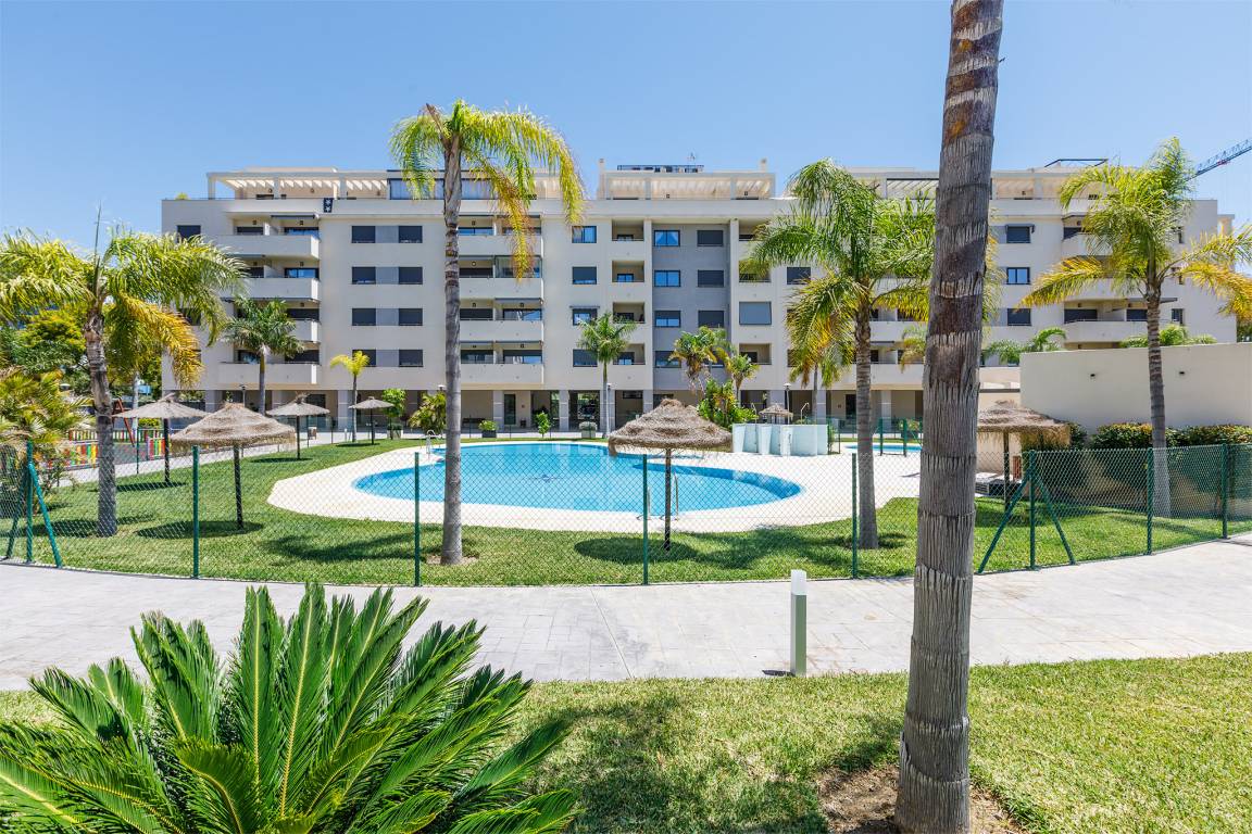 100 M² Apartamento ∙ 3 Quartos ∙ 7 Hóspedes - Torre del Mar