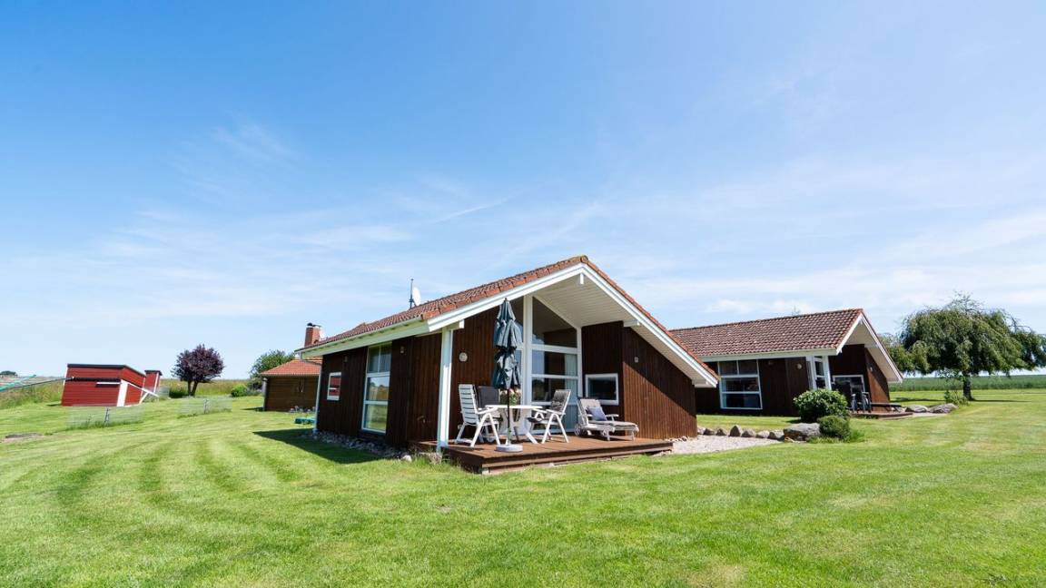 60 M² Ferienhaus ∙ 2 Schlafzimmer ∙ 4 Gäste - Neustadt in Holstein