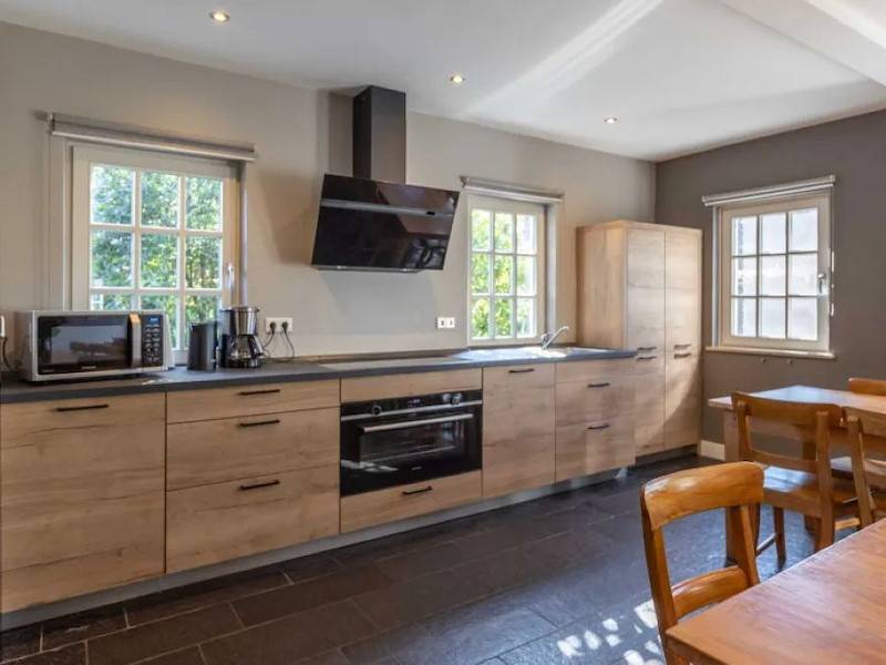 House ∙ 6 Bedrooms ∙ 22 Guests - Venray
