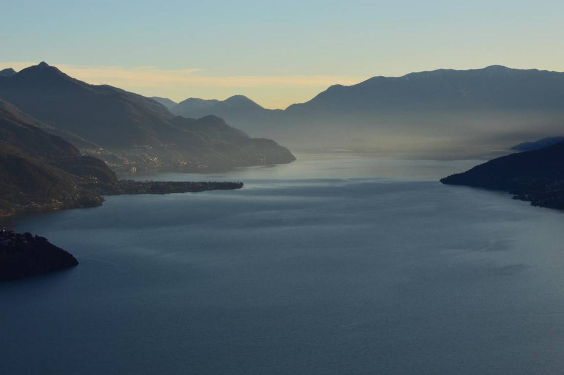 70 M² Appartamento Vacanza ∙ 2 Camere Da Letto ∙ 4 Ospiti - Colico