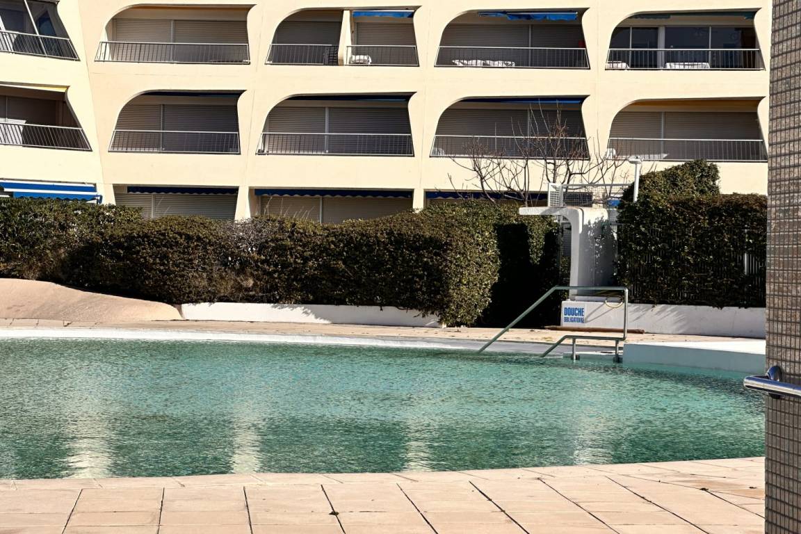 30 M² Appartement ∙ 4 Personnes - Plage de l'Espiguette