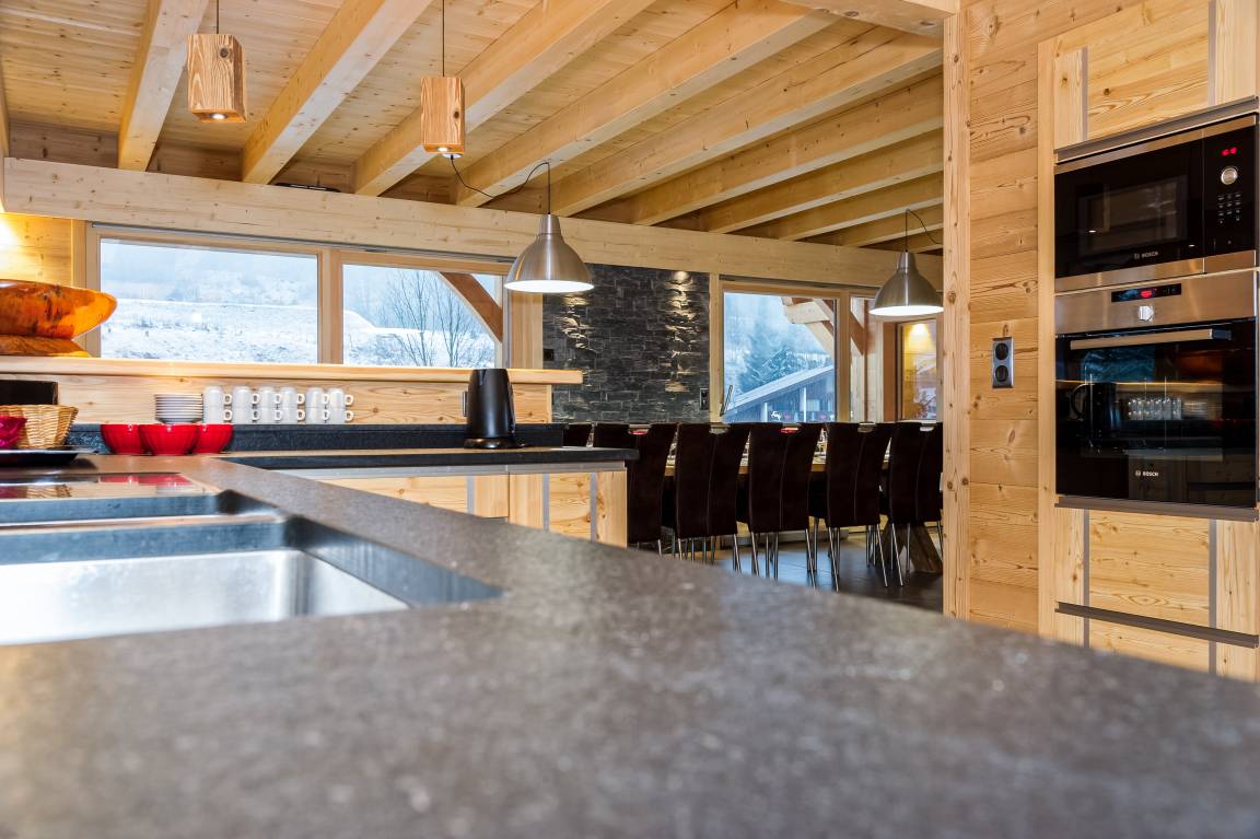 220 M² Chalet ∙ 5 Chambres ∙ 16 Personnes - Champéry