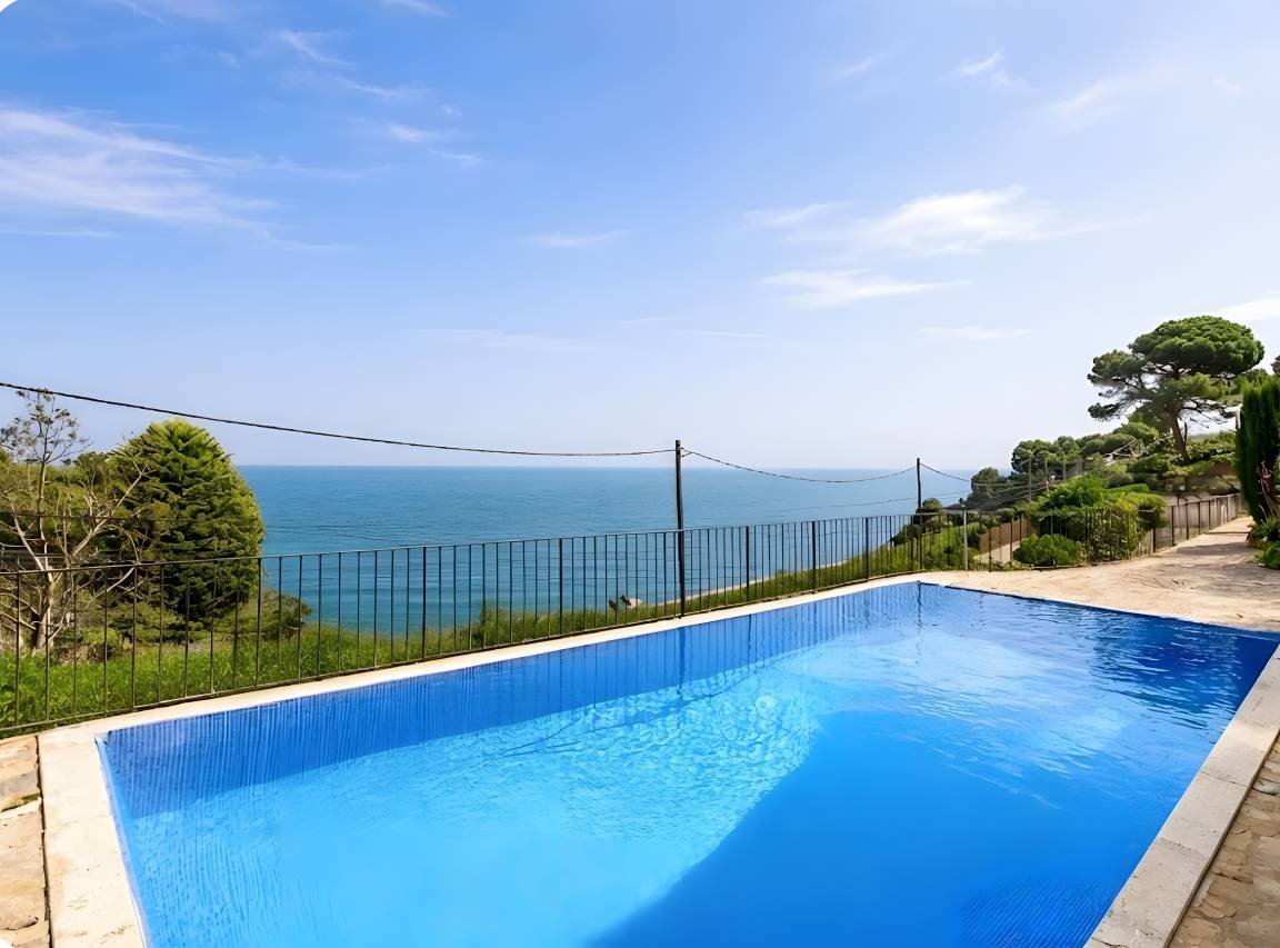 74 M² Apartment ∙ 2 Bedrooms ∙ 4 Guests - Llafranc