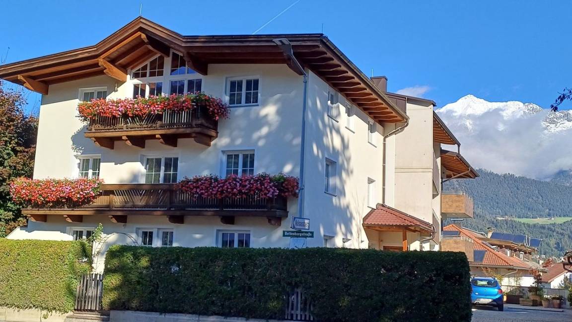 55 M² Apartment ∙ 2 Bedrooms ∙ 2 Guests - Hall in Tirol