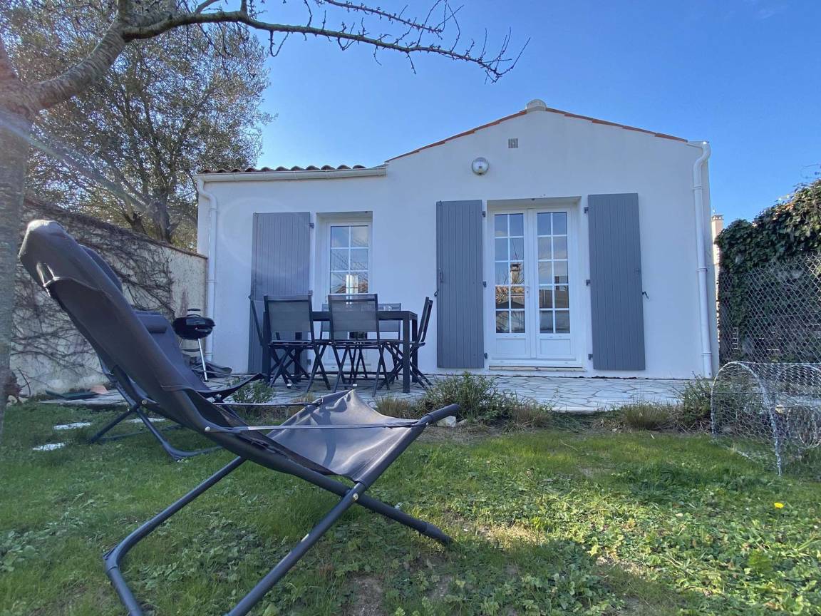 65 M² House ∙ 2 Bedrooms ∙ 4 Guests - La Brée-les-Bains