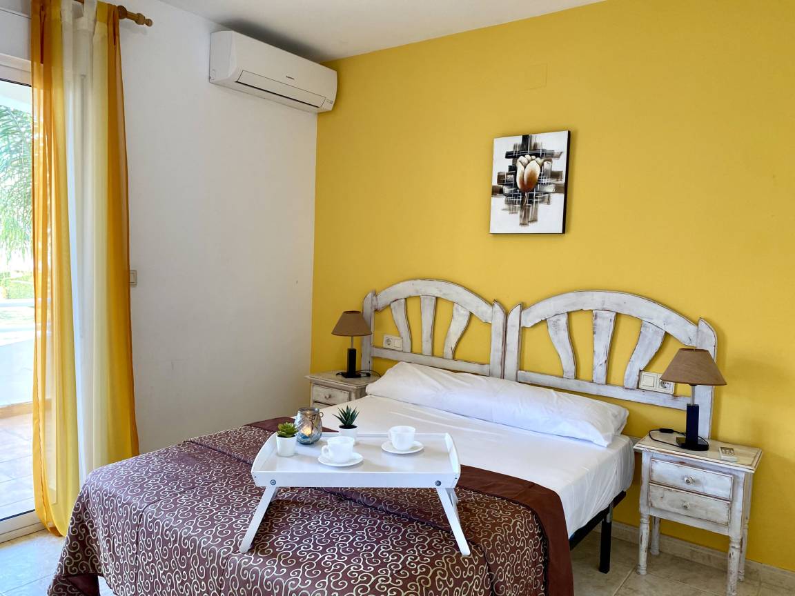 78 M² Bungalow ∙ 2 Habitaciones ∙ 6 Huéspedes - Jávea